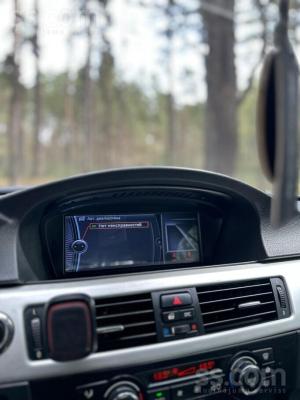 Grey BMW 325 2008 in Daugavpils, with an engine capacity of 3.00 L and mileage of 235 thousand km for 8700 €, photo 10 on AUTOMOTO.COM.LV