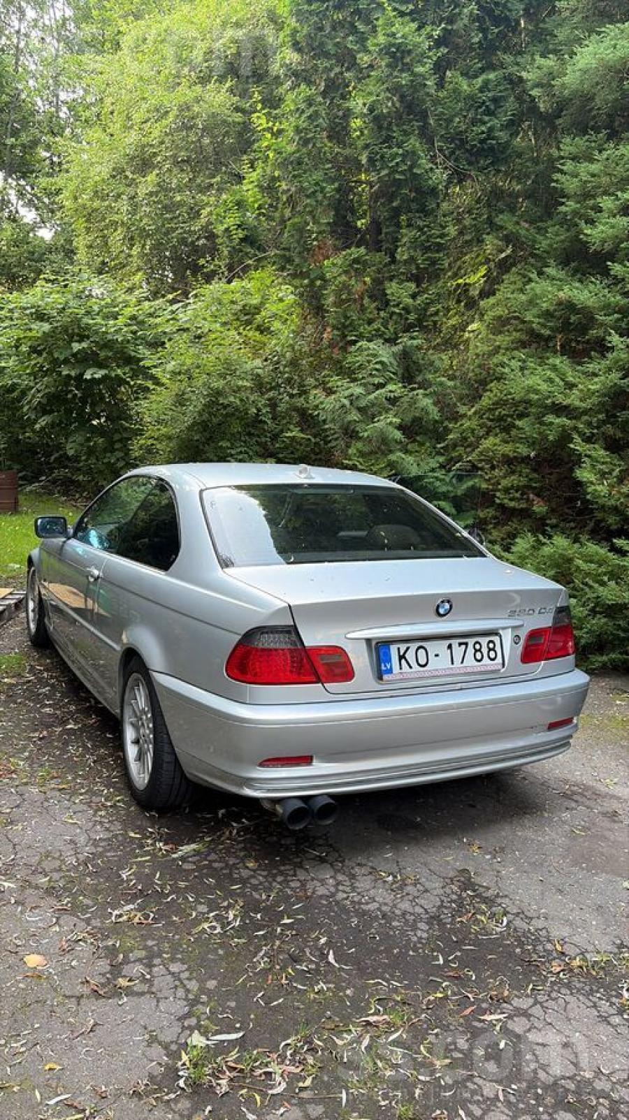 Pelēks BMW 325 2000 Liepāja, ar dzinēja tilpumu 2.50 L un nobraukumu 348 tūkst. km par 3350 €, foto 1 vietnē AUTOMOTO.COM.LV