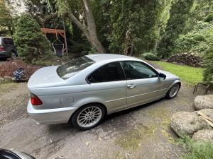 Pelēks BMW 325 2000 Liepāja, ar dzinēja tilpumu 2.50 L un nobraukumu 348 tūkst. km par 3350 €, foto 5 vietnē AUTOMOTO.COM.LV