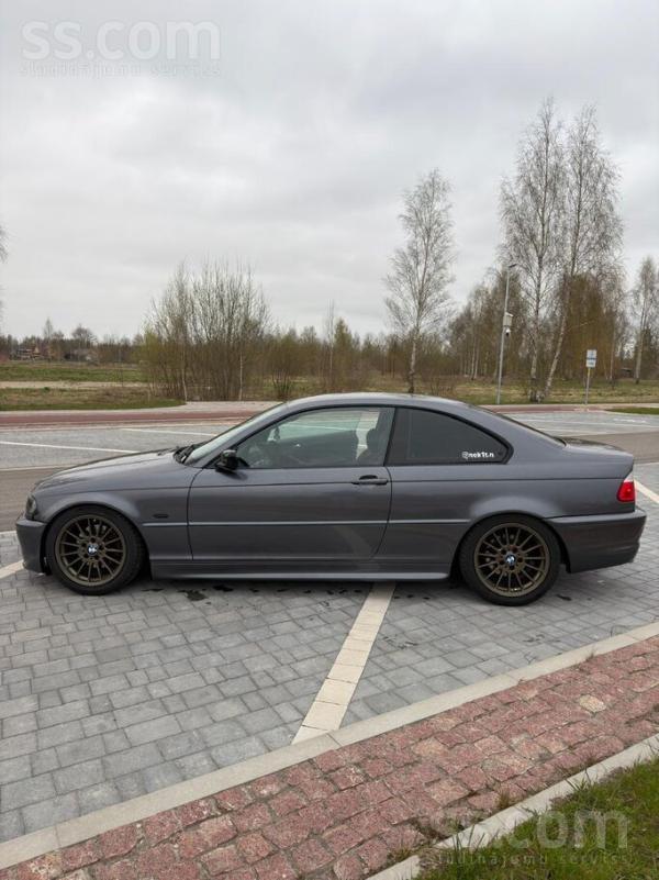 Pelēks BMW 325 2002 Jelgava, ar dzinēja tilpumu 2.50 L un nobraukumu 323 tūkst. km par 4950 €, foto 7 vietnē AUTOMOTO.COM.LV