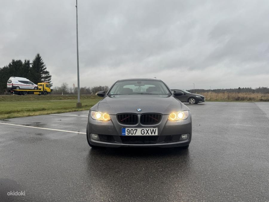 Grey BMW 325 2006 in Tallinn, with an engine capacity of 0.16 L and mileage of 240 thousand km for 7000 €, photo 13 on AUTOMOTO.COM.LV