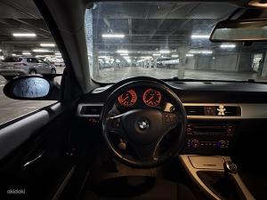 Grey BMW 325 2006 in Tallinn, with an engine capacity of 0.16 L and mileage of 240 thousand km for 7000 €, photo 22 on AUTOMOTO.COM.LV