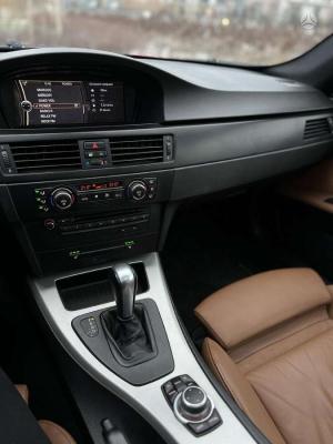 Grey BMW 325 2008 in Vilnius, with an engine capacity of 2.99 L and mileage of 285 thousand km for 7700 €, photo 13 on AUTOMOTO.COM.LV