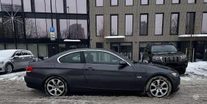 Pelēks BMW 325 2008 Viļņa, ar dzinēja tilpumu 2.50 L un nobraukumu 214 tūkst. km par 6300 €, foto 2 vietnē AUTOMOTO.COM.LV