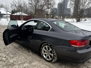 Pelēks BMW 325 2008 Viļņa, ar dzinēja tilpumu 2.50 L un nobraukumu 214 tūkst. km par 6300 €, foto 7 vietnē AUTOMOTO.COM.LV