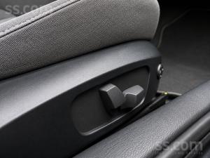 Grey BMW 325 2008 in Riga, with an engine capacity of 3.00 L and mileage of 270 thousand km for 6490 €, photo 12 on AUTOMOTO.COM.LV