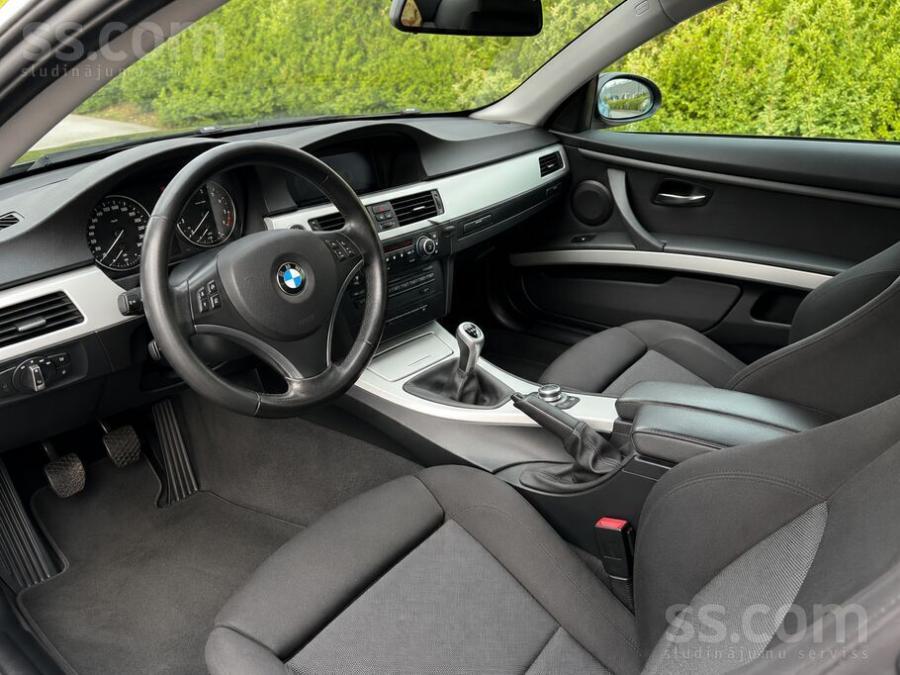 Grey BMW 325 2008 in Riga, with an engine capacity of 3.00 L and mileage of 270 thousand km for 6490 €, photo 17 on AUTOMOTO.COM.LV