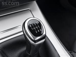 Grey BMW 325 2008 in Riga, with an engine capacity of 3.00 L and mileage of 270 thousand km for 6490 €, photo 19 on AUTOMOTO.COM.LV