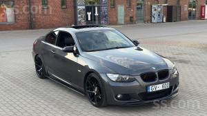 Pelēks BMW 325 2009 Liepāja, ar dzinēja tilpumu 3.00 L un nobraukumu 331 tūkst. km par 9990 €, foto  vietnē AUTOMOTO.COM.LV