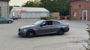 Pelēks BMW 325 2009 Liepāja, ar dzinēja tilpumu 3.00 L un nobraukumu 331 tūkst. km par 9990 €, foto 5 vietnē AUTOMOTO.COM.LV