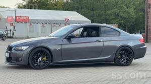 Pelēks BMW 325 2009 Liepāja, ar dzinēja tilpumu 3.00 L un nobraukumu 331 tūkst. km par 9990 €, foto 10 vietnē AUTOMOTO.COM.LV