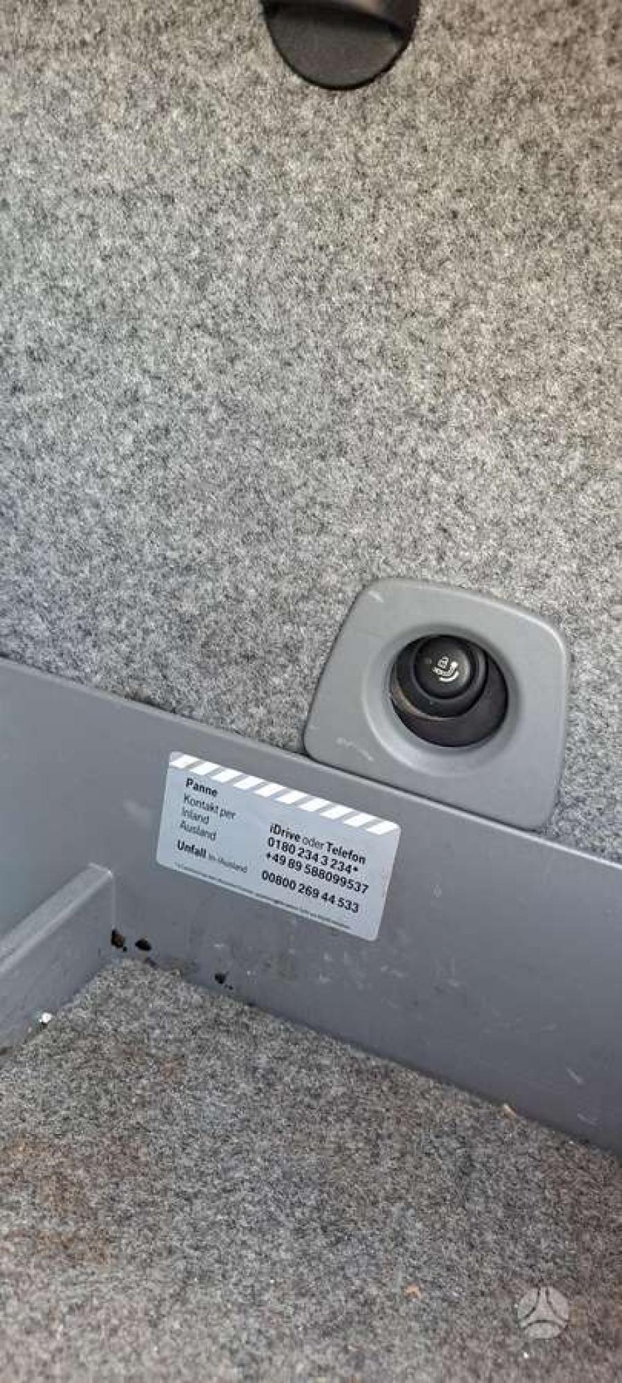 Pelēks BMW 325 2009 Alīta, ar dzinēja tilpumu 3.00 L un nobraukumu 228 tūkst. km par 5500 €, foto 17 vietnē AUTOMOTO.COM.LV