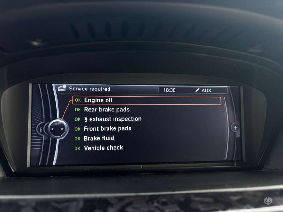 Grey BMW 325 2009 in Marijampole, with an engine capacity of 2.99 L and mileage of 225 thousand km for 6500 €, photo 18 on AUTOMOTO.COM.LV