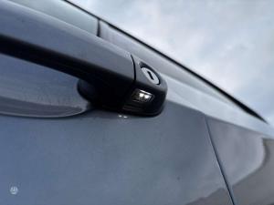 Grey BMW 325 2009 in Marijampole, with an engine capacity of 2.99 L and mileage of 225 thousand km for 6500 €, photo 22 on AUTOMOTO.COM.LV