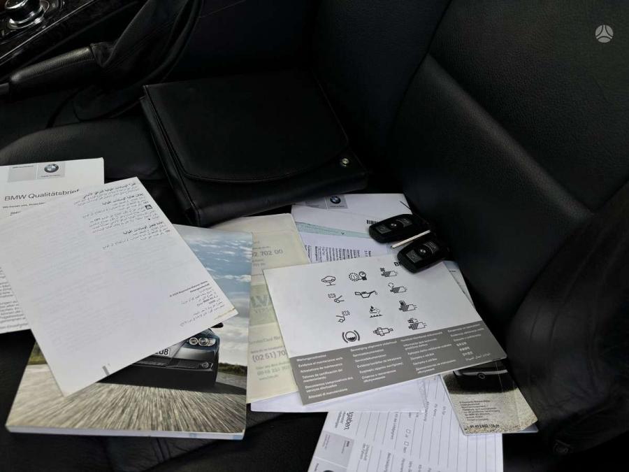 Grey BMW 325 2009 in Marijampole, with an engine capacity of 2.99 L and mileage of 225 thousand km for 6500 €, photo 25 on AUTOMOTO.COM.LV