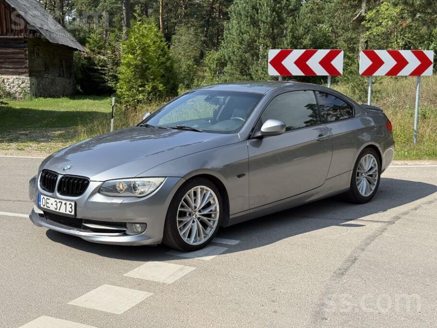 Pelēks BMW 325 2010 Rīga, ar dzinēja tilpumu 3.00 L un nobraukumu 310 tūkst. km par 7500 €, foto 1 vietnē AUTOMOTO.COM.LV