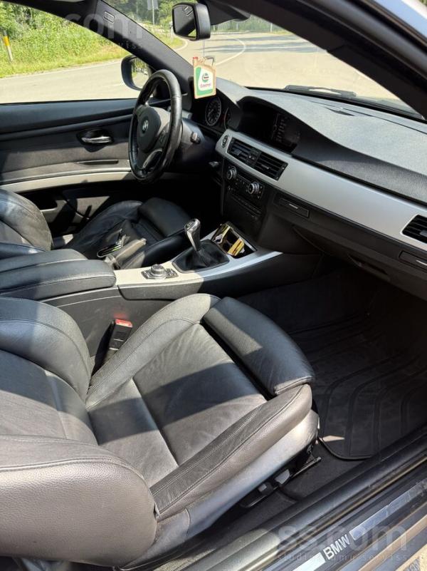 Pelēks BMW 325 2010 Rīga, ar dzinēja tilpumu 3.00 L un nobraukumu 310 tūkst. km par 7500 €, foto 6 vietnē AUTOMOTO.COM.LV