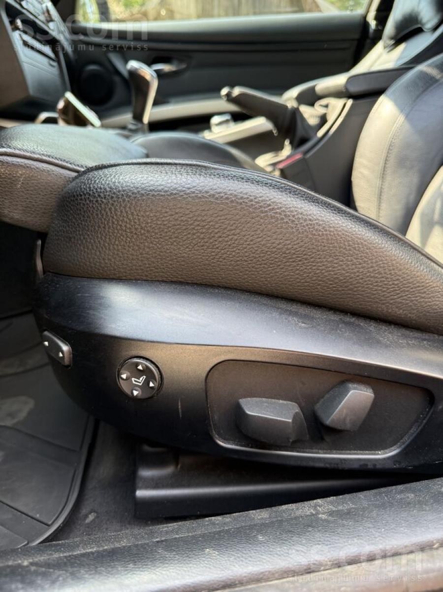 Pelēks BMW 325 2010 Rīga, ar dzinēja tilpumu 3.00 L un nobraukumu 310 tūkst. km par 7500 €, foto 9 vietnē AUTOMOTO.COM.LV
