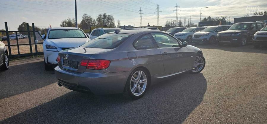 Grey BMW 325 2010 in Kaunas, with an engine capacity of 3.00 L and mileage of 422 thousand km for 7450 €, photo 4 on AUTOMOTO.COM.LV