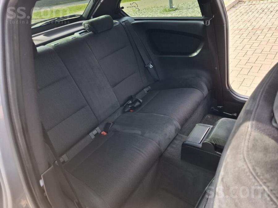 Pelēks BMW 325 2003 Cēsis, ar dzinēja tilpumu 2.50 L un nobraukumu 293 tūkst. km par 4500 €, foto 13 vietnē AUTOMOTO.COM.LV