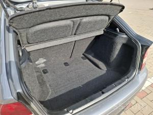 Pelēks BMW 325 2003 Cēsis, ar dzinēja tilpumu 2.50 L un nobraukumu 293 tūkst. km par 4500 €, foto 14 vietnē AUTOMOTO.COM.LV