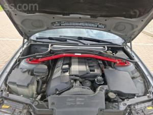 Pelēks BMW 325 2003 Cēsis, ar dzinēja tilpumu 2.50 L un nobraukumu 293 tūkst. km par 4500 €, foto 15 vietnē AUTOMOTO.COM.LV