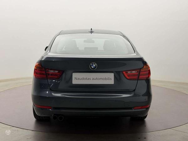Grey BMW 325 2013 in Panevezys, with an engine capacity of 2.00 L and mileage of 299 thousand km for 10490 €, photo 3 on AUTOMOTO.COM.LV
