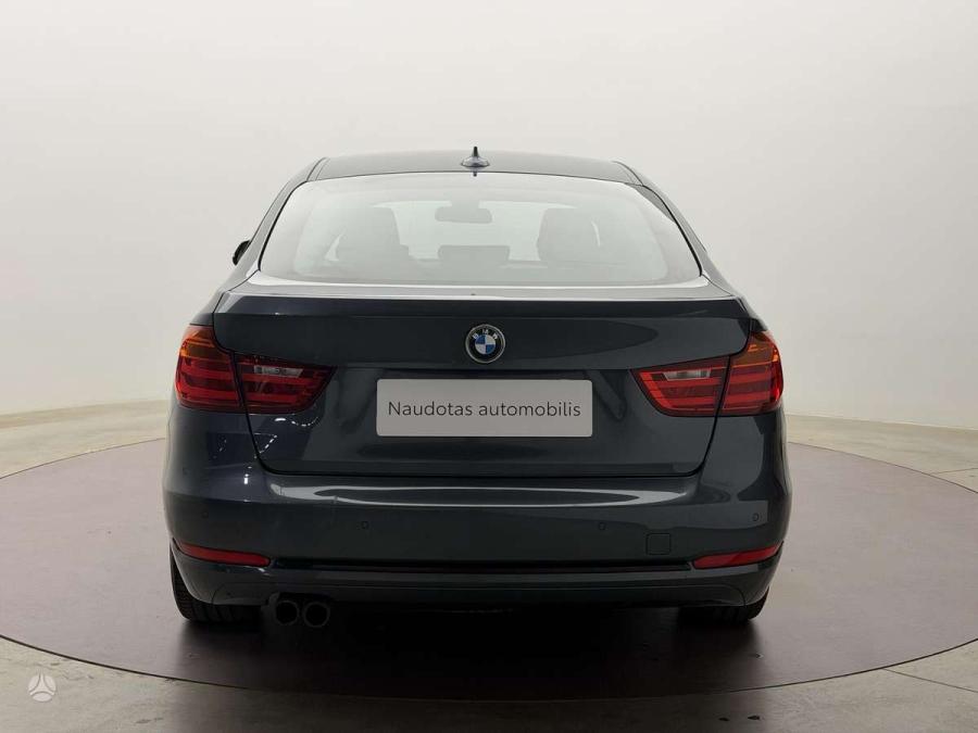 Grey BMW 325 2013 in Panevezys, with an engine capacity of 2.00 L and mileage of 299 thousand km for 10490 €, photo 4 on AUTOMOTO.COM.LV