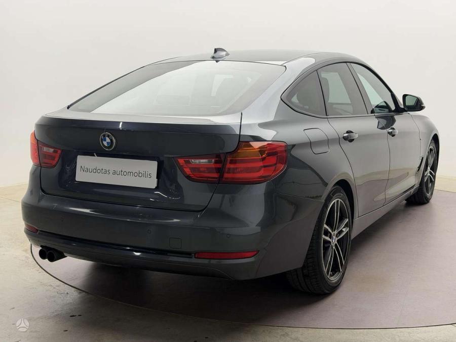 Grey BMW 325 2013 in Panevezys, with an engine capacity of 2.00 L and mileage of 299 thousand km for 10490 €, photo 5 on AUTOMOTO.COM.LV