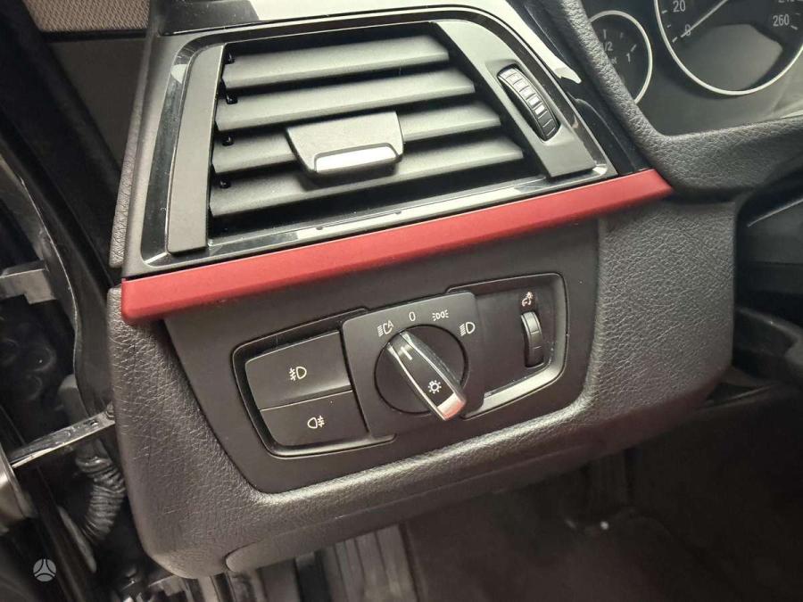 Grey BMW 325 2013 in Panevezys, with an engine capacity of 2.00 L and mileage of 299 thousand km for 10490 €, photo 10 on AUTOMOTO.COM.LV