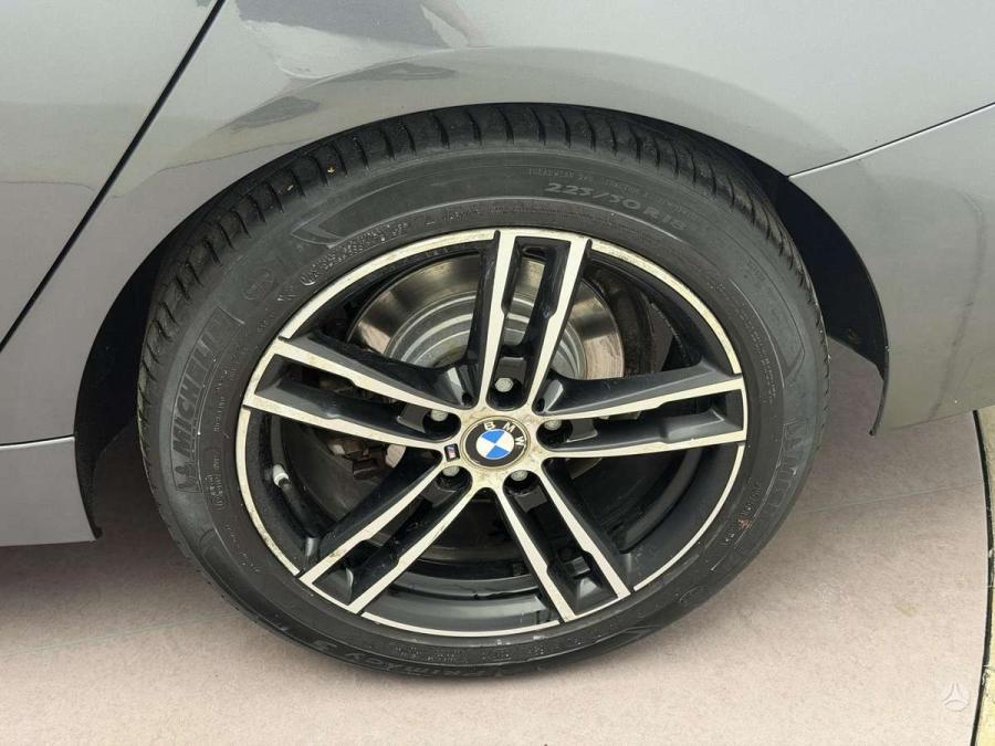 Grey BMW 325 2013 in Panevezys, with an engine capacity of 2.00 L and mileage of 299 thousand km for 10490 €, photo 37 on AUTOMOTO.COM.LV