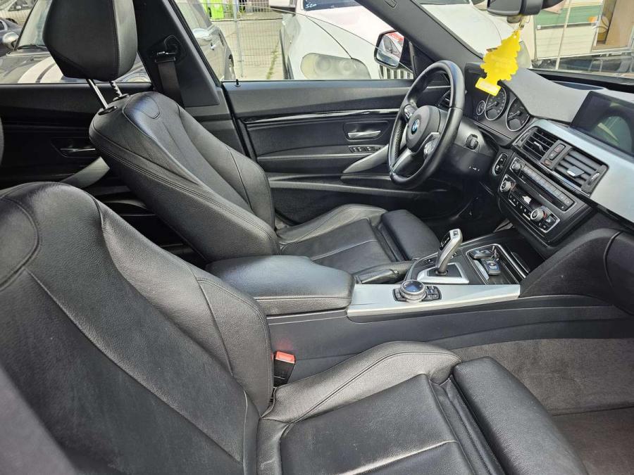 Grey BMW 325 2013 in Kaunas, with an engine capacity of 2.00 L and mileage of 272 thousand km for 9999 €, photo 16 on AUTOMOTO.COM.LV