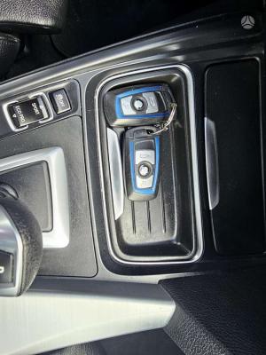 Grey BMW 325 2013 in Kaunas, with an engine capacity of 2.00 L and mileage of 281 thousand km for 10888 €, photo 9 on AUTOMOTO.COM.LV
