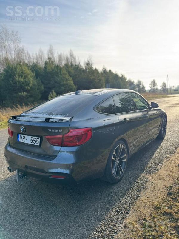 Grey BMW 325 2017 in Riga, with an engine capacity of 2.00 L and mileage of 239 thousand km for 16550 €, photo 5 on AUTOMOTO.COM.LV