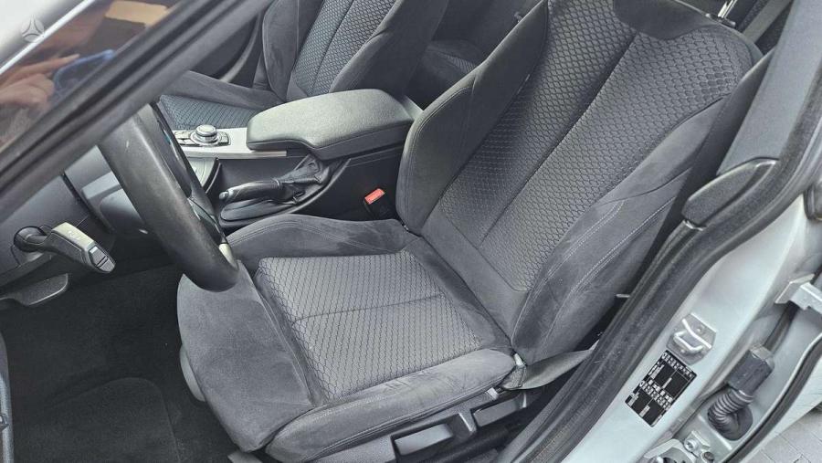 Grey BMW 325 2017 in Elektrenai, with an engine capacity of 2.00 L and mileage of 201 thousand km for 15600 €, photo 14 on AUTOMOTO.COM.LV