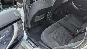 Grey BMW 325 2017 in Elektrenai, with an engine capacity of 2.00 L and mileage of 201 thousand km for 15600 €, photo 18 on AUTOMOTO.COM.LV