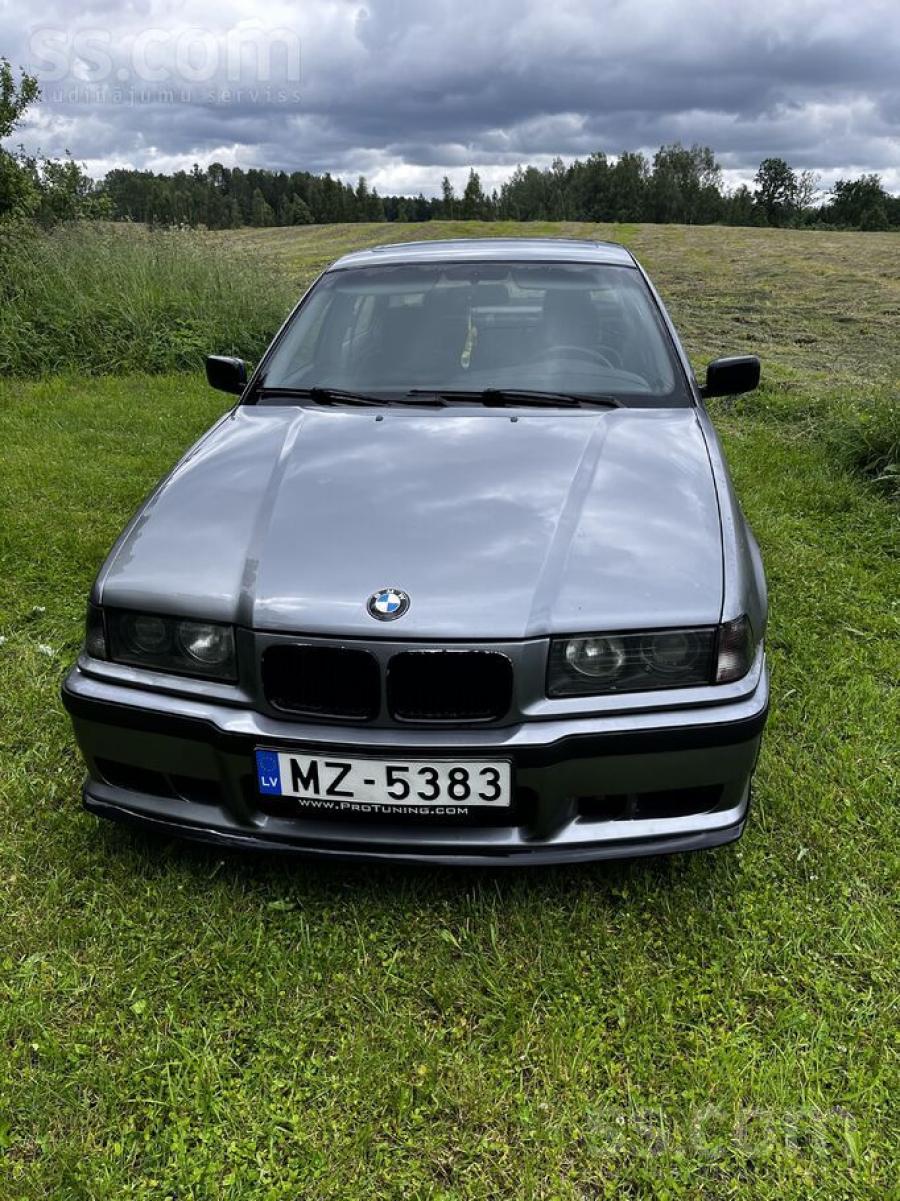 Grey BMW 325 1993 in Liepaja, with an engine capacity of 2.50 L and mileage of 264 thousand km for 3300 €, photo 1 on AUTOMOTO.COM.LV