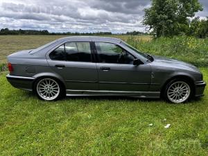 Grey BMW 325 1993 in Liepaja, with an engine capacity of 2.50 L and mileage of 264 thousand km for 3300 €, photo 4 on AUTOMOTO.COM.LV