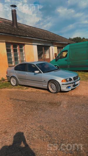 Pelēks BMW 325 1999 Rīga, ar dzinēja tilpumu 2.50 L un nobraukumu 200 tūkst. km par 7000 €, foto 4 vietnē AUTOMOTO.COM.LV