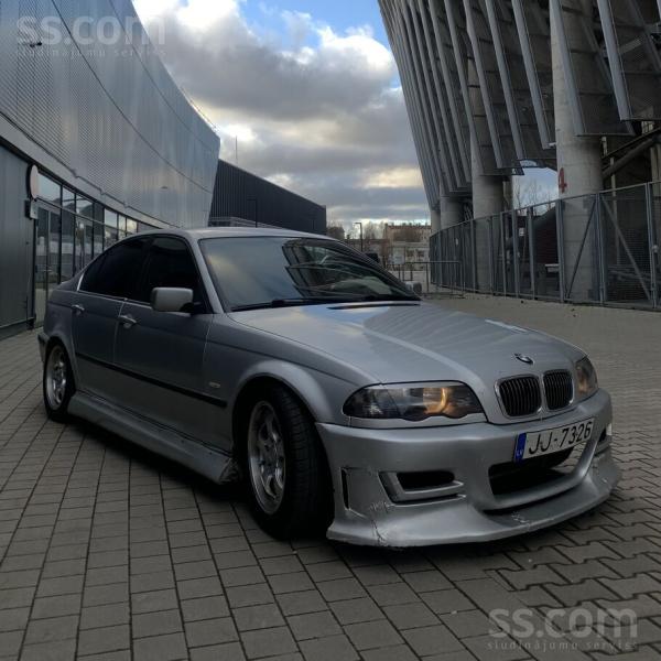 Grey BMW 325 2000 in Riga, with an engine capacity of 2.50 L and mileage of 350 thousand km for 3300 €, photo 2 on AUTOMOTO.COM.LV