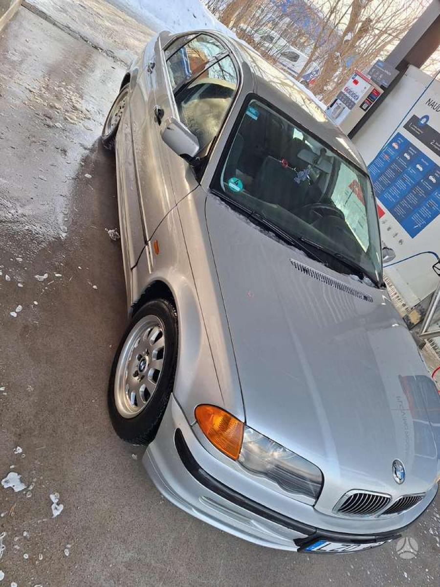 Pelēks BMW 325 2000 Kauņa, ar dzinēja tilpumu 2.49 L un nobraukumu 270 tūkst. km par 2200 €, foto 2 vietnē AUTOMOTO.COM.LV