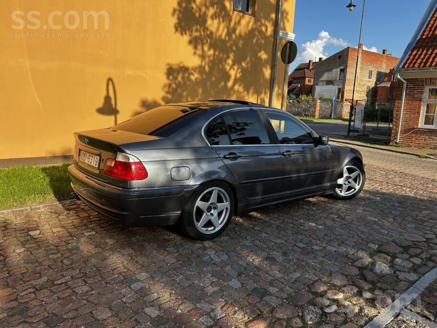 Grey BMW 325 2001 in Kuldiga, with an engine capacity of 2.50 L and mileage of 289 thousand km for 4150 €, photo 8 on AUTOMOTO.COM.LV