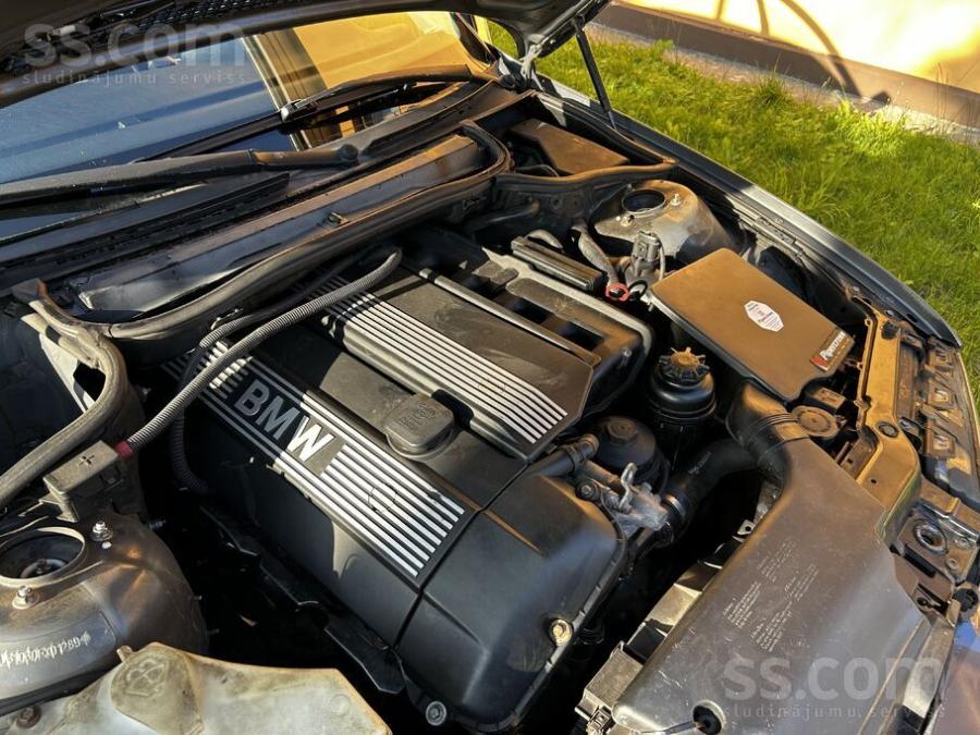 Grey BMW 325 2001 in Kuldiga, with an engine capacity of 2.50 L and mileage of 289 thousand km for 4150 €, photo 12 on AUTOMOTO.COM.LV