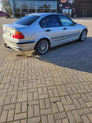Pelēks BMW 325 2004 Tauragė, ar dzinēja tilpumu 0.00 L un nobraukumu 197 tūkst. km par 1900 €, foto 2 vietnē AUTOMOTO.COM.LV
