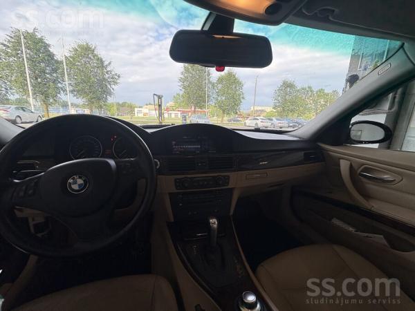 Pelēks BMW 325 2004 Rīga, ar dzinēja tilpumu 2.50 L un nobraukumu 278 tūkst. km par 4500 €, foto 8 vietnē AUTOMOTO.COM.LV