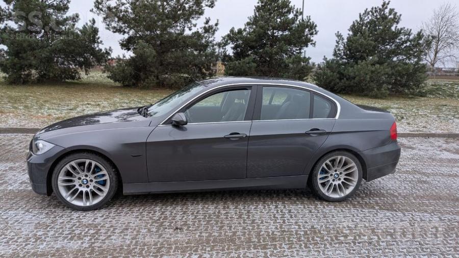 Pelēks BMW 325 2005 Jēkabpils, ar dzinēja tilpumu 2.50 L un nobraukumu 197 tūkst. km par 5200 €, foto 11 vietnē AUTOMOTO.COM.LV