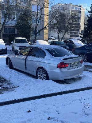 Grey BMW 325 2005 in Kaunas, with an engine capacity of 2.50 L and mileage of 400 thousand km for 2500 €, photo 3 on AUTOMOTO.COM.LV