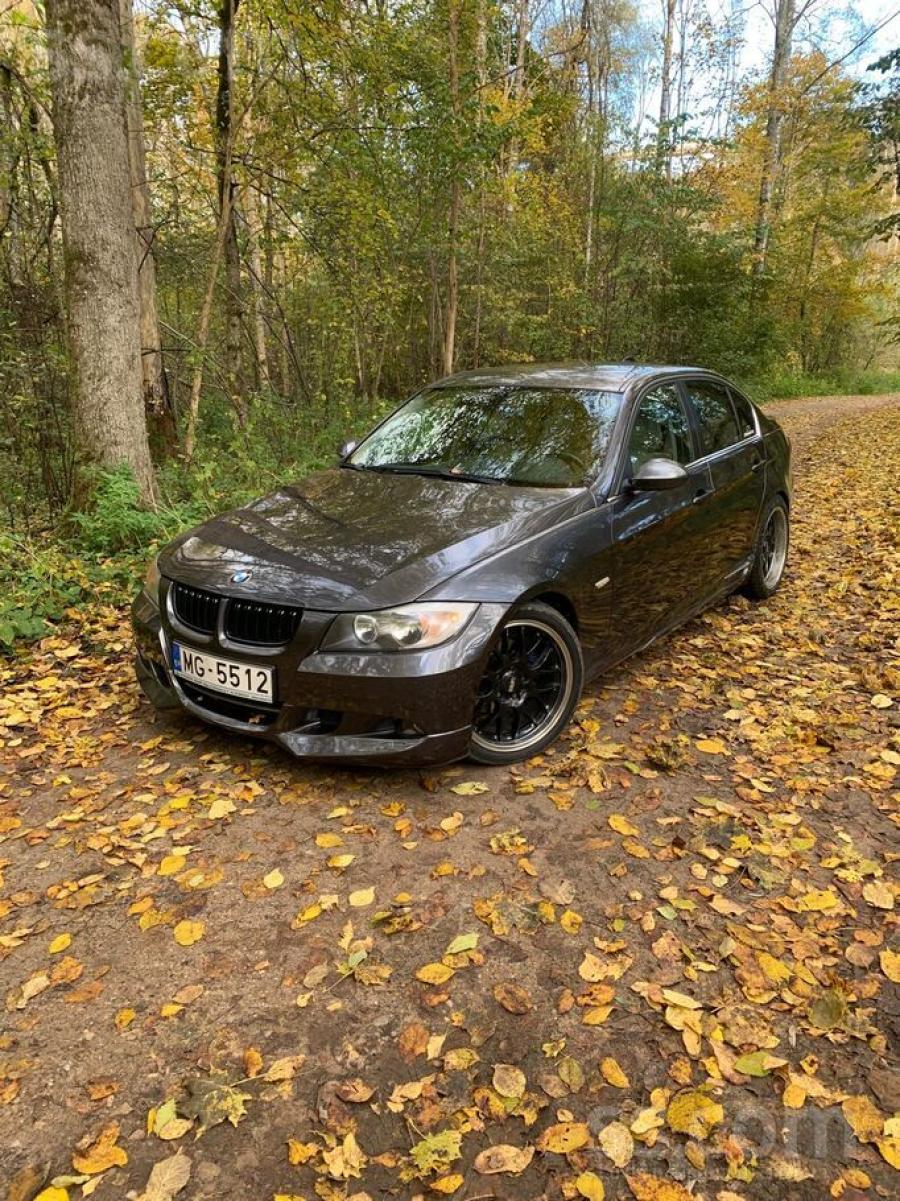 Pelēks BMW 325 2005 Rīga, ar dzinēja tilpumu 2.50 L un nobraukumu 271 tūkst. km par 6500 €, foto 27 vietnē AUTOMOTO.COM.LV