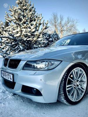 Grey BMW 325 2005 in Siauliai, with an engine capacity of 2.50 L and mileage of 262 thousand km for 6850 €, photo  on AUTOMOTO.COM.LV