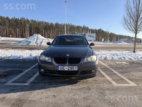 Pelēks BMW 325 2005 Jūrmala, ar dzinēja tilpumu 2.50 L un nobraukumu 240 tūkst. km par 4450 €, foto 3 vietnē AUTOMOTO.COM.LV